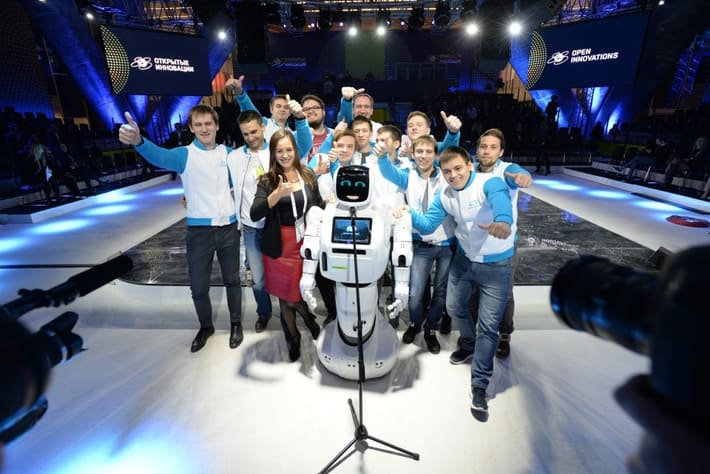 How do partners earn with Promobot? | PROMOBOT