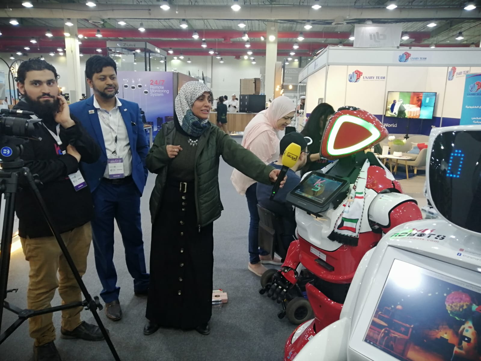 Promobot in Kuwait: Starting Rental Business With Robots | PROMOBOT
