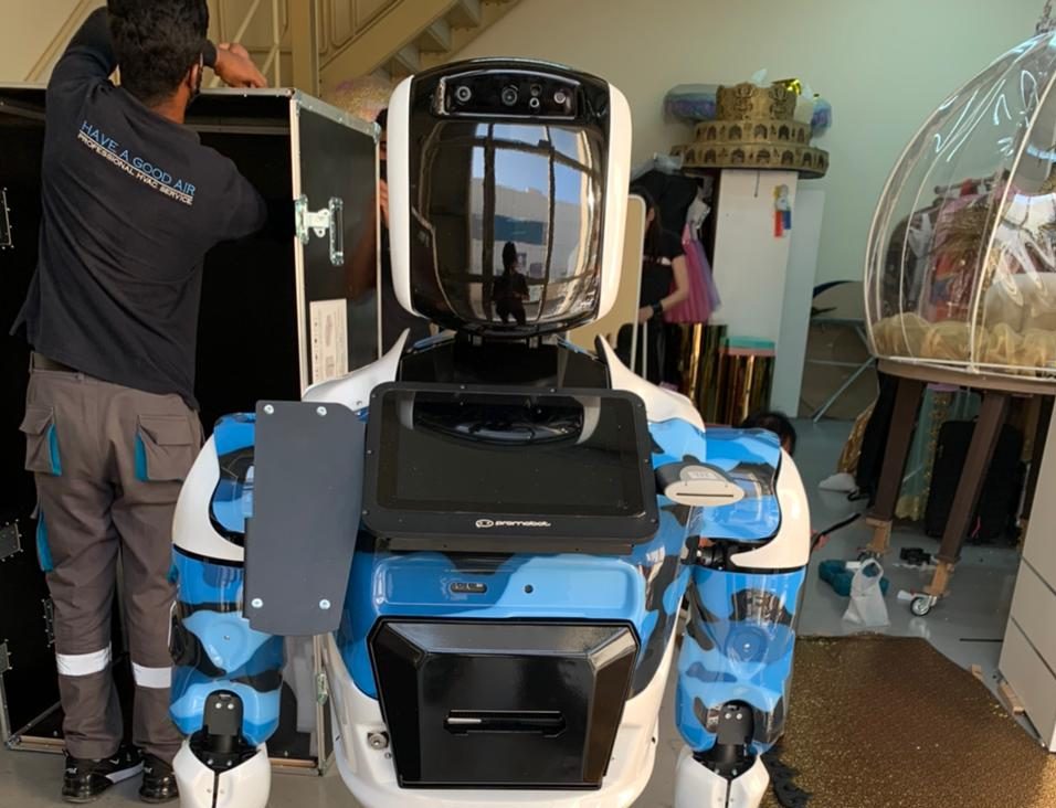 The Robot Became a Police Officer in Dubai (UAE) | PROMOBOT